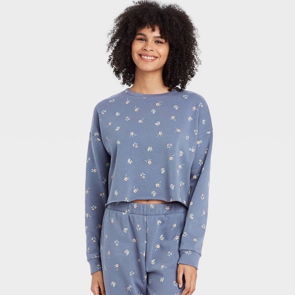 Colsie | Tops | Colsie Cropped Sweatshirt Lounge Top | Poshmark